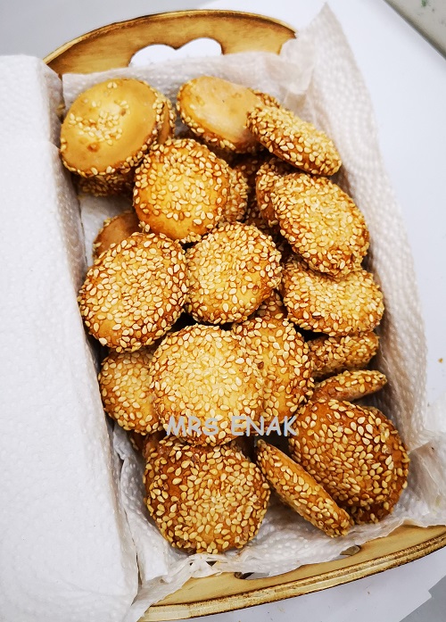 Traditional Biscuits - MRS ENAK