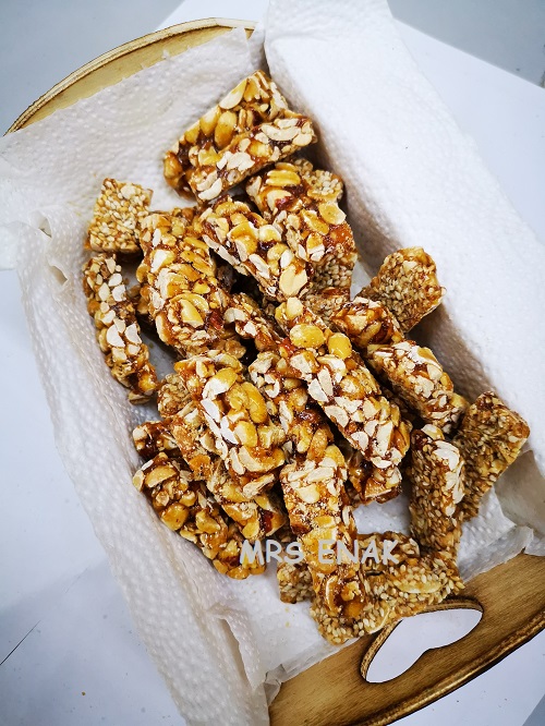 Traditional Biscuits - MRS ENAK